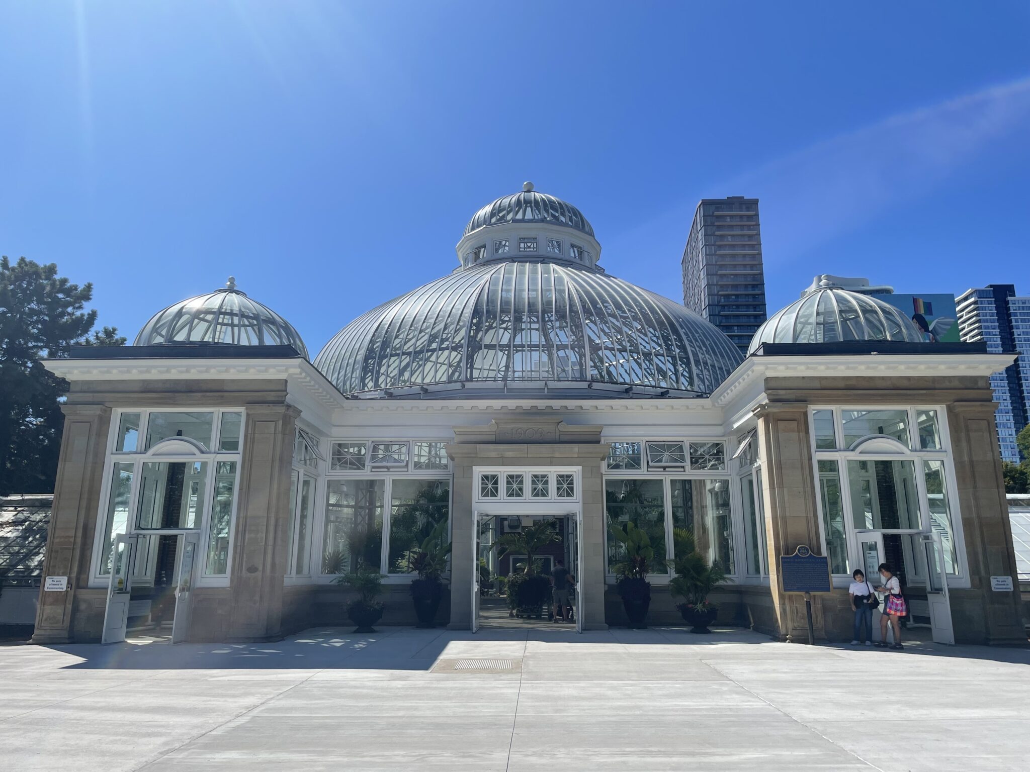 Allan Gardens: Exploring Local History – Toronto Metropolitan ...